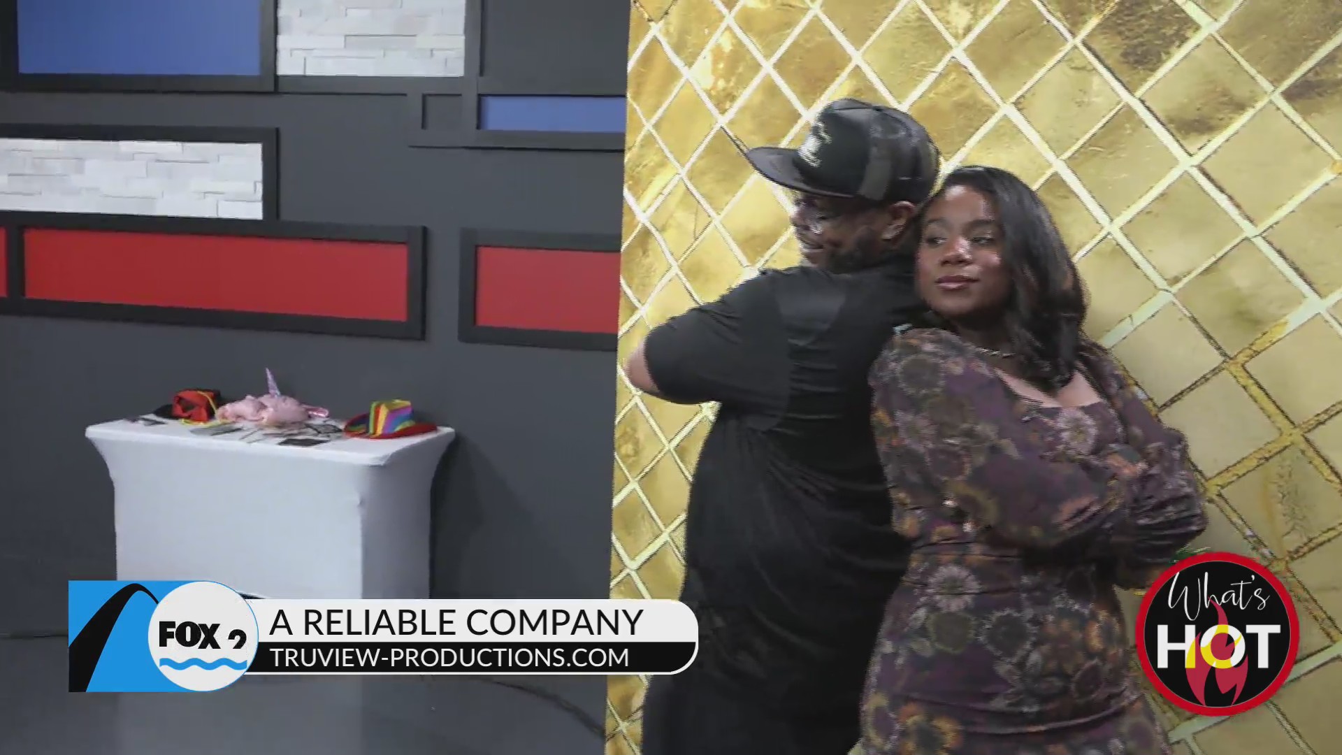 Get a 360 view from Tru Vision photo booths – FOX 2