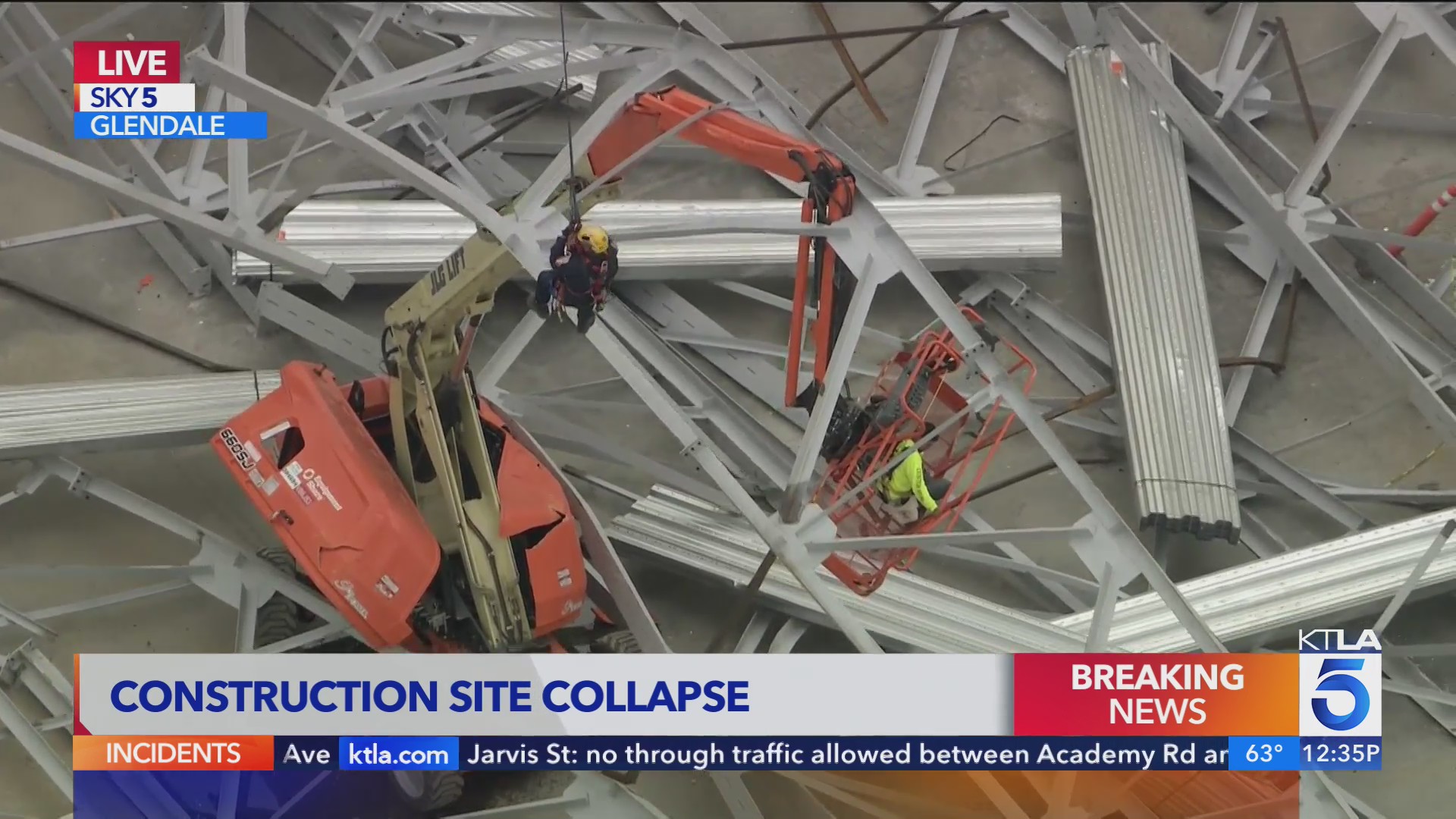 Workers trapped after construction site collapse – KTLA