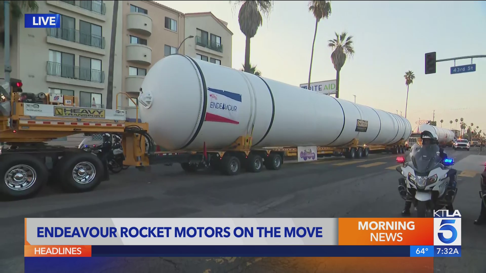 Endeavour rocket motors on the move – KTLA