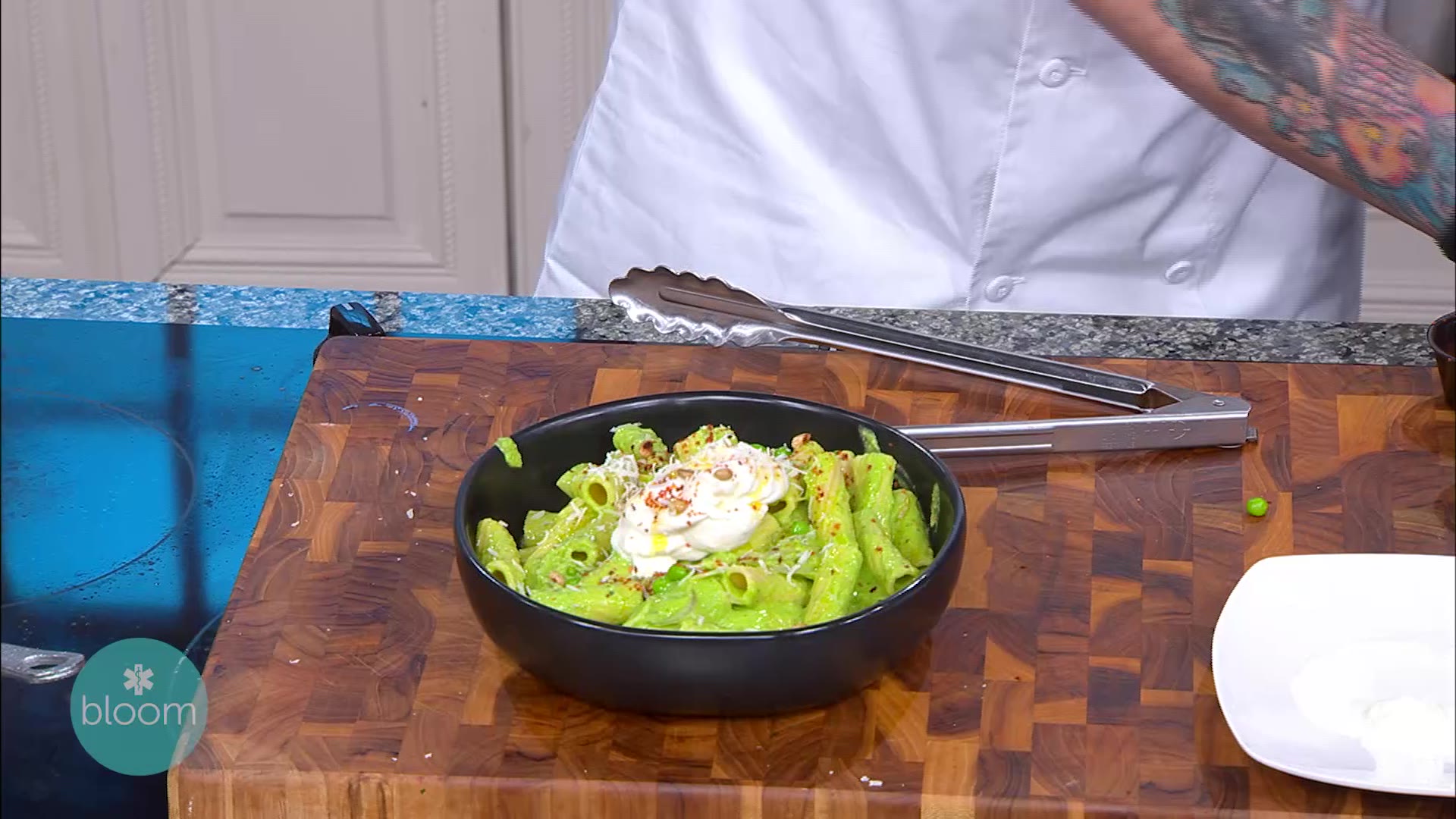 Cooking with Hell’s Kitchen fan favorite chef who dropped 450lbs – WFLA