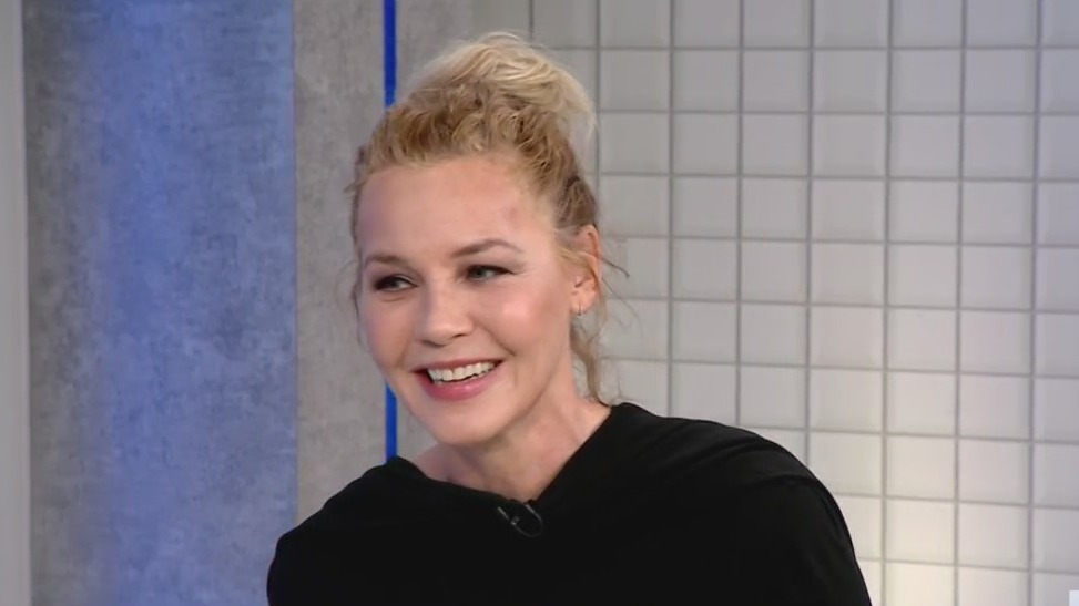 Actor Connie Nielsen plays notable author in new series – PIX11