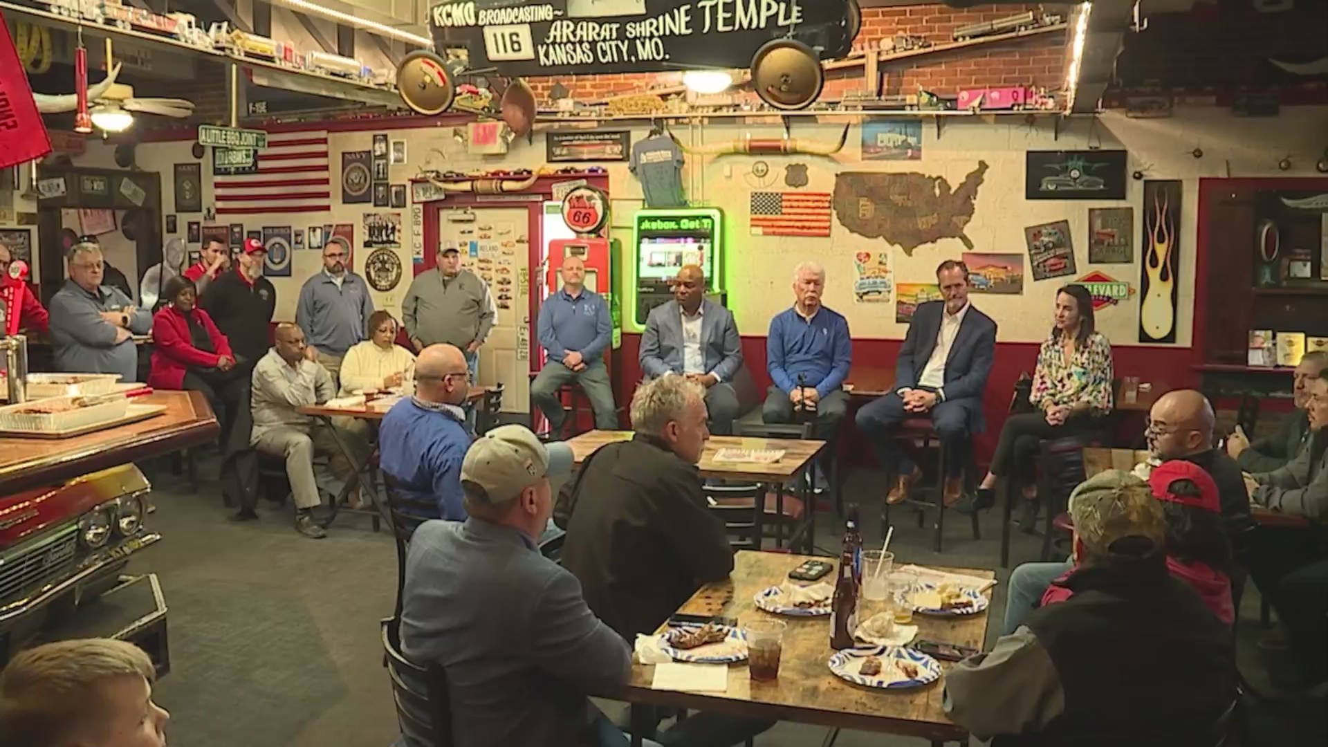 Royals CEO, former Chiefs player host ‘Vote Yes’ rally – FOX 4 Kansas ...