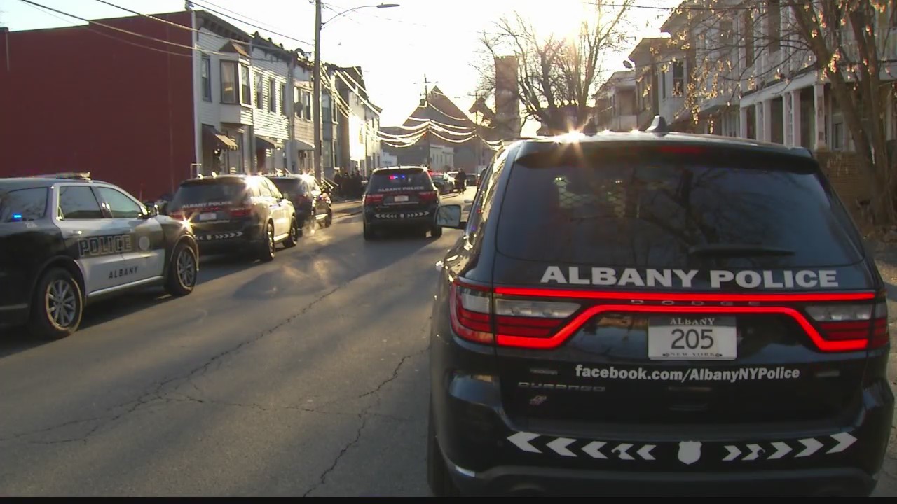 2 Albany officers in trouble after off-duty incidents – NEWS10 ABC