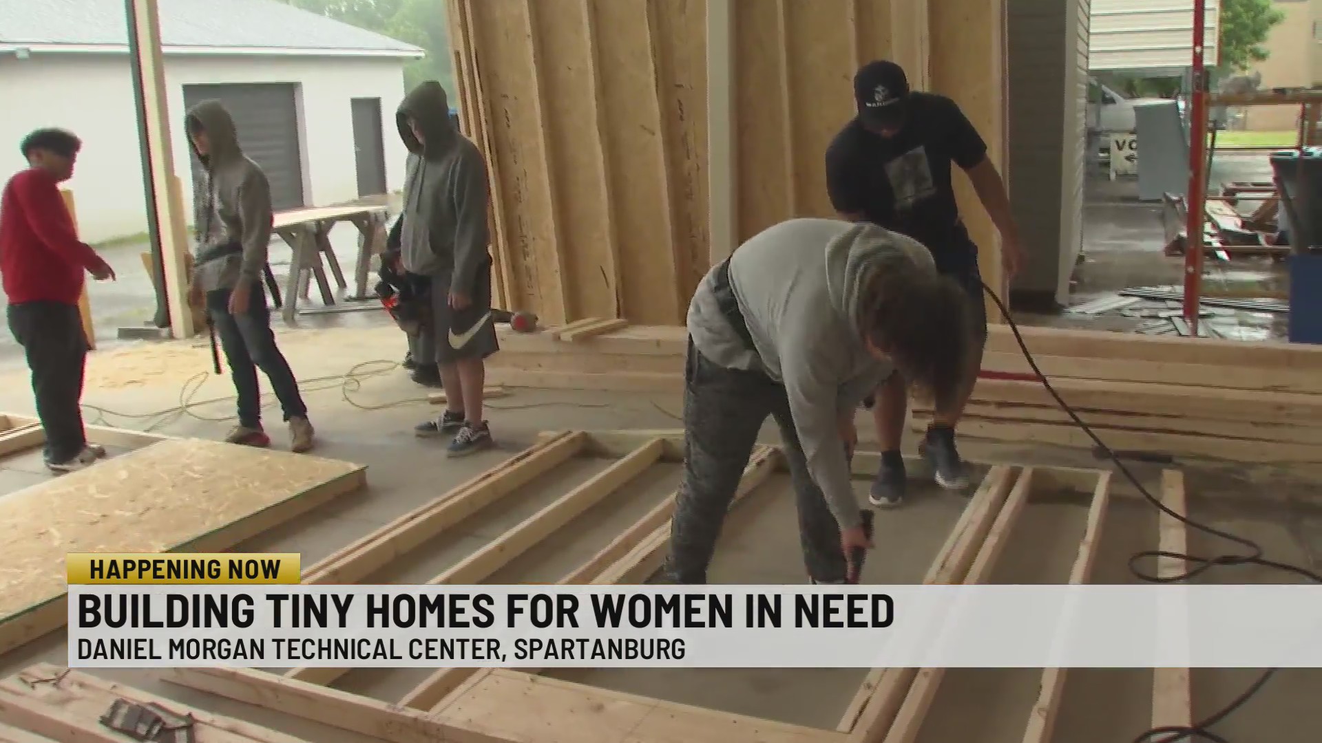 Upstate students build tiny homes for women in need – WSPA 7NEWS