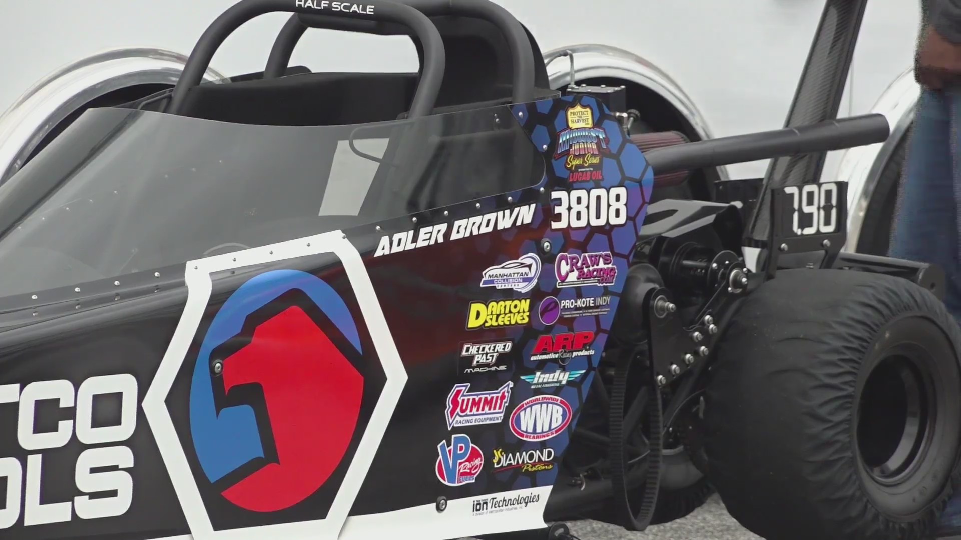 Three-time Top Fuel Champion Antron Brown to compete in NHRA Midwest ...