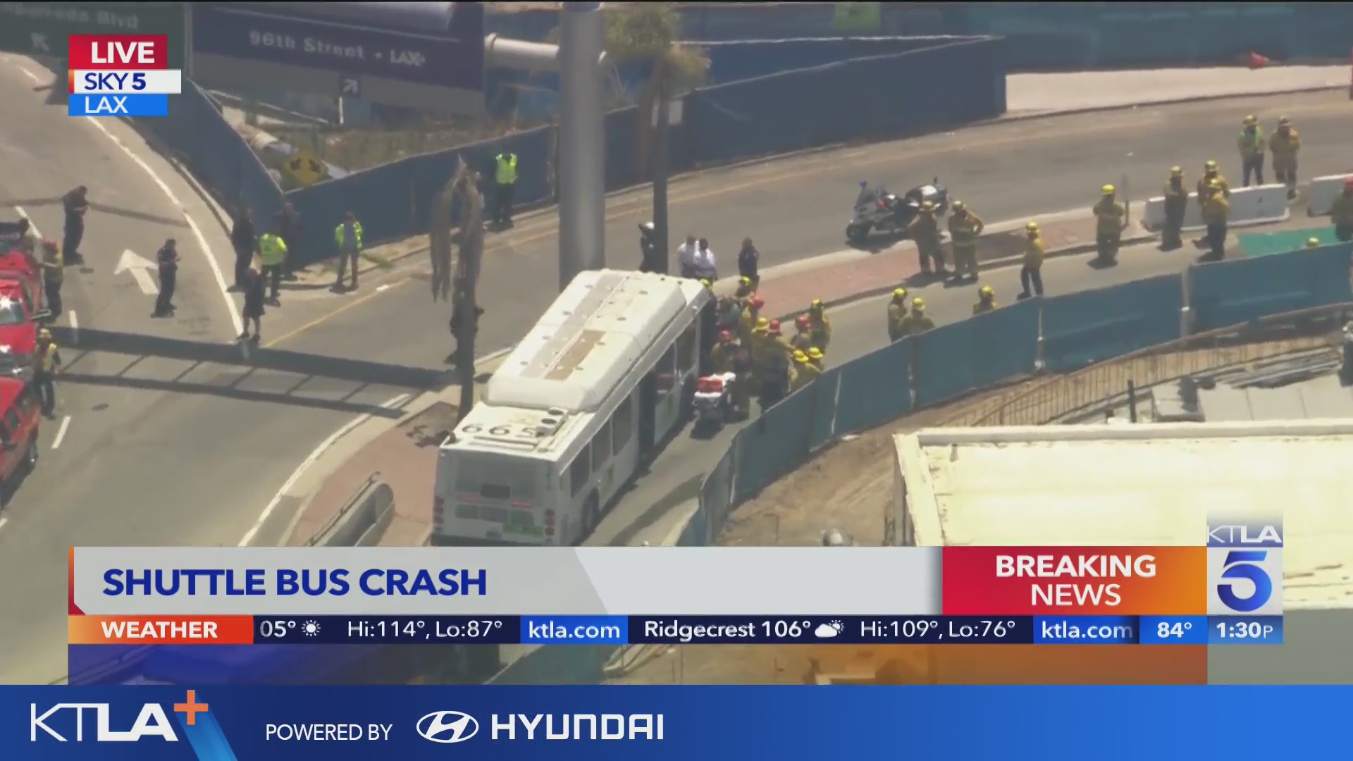 Injuries reported after shuttle bus crashes at LAX – KTLA