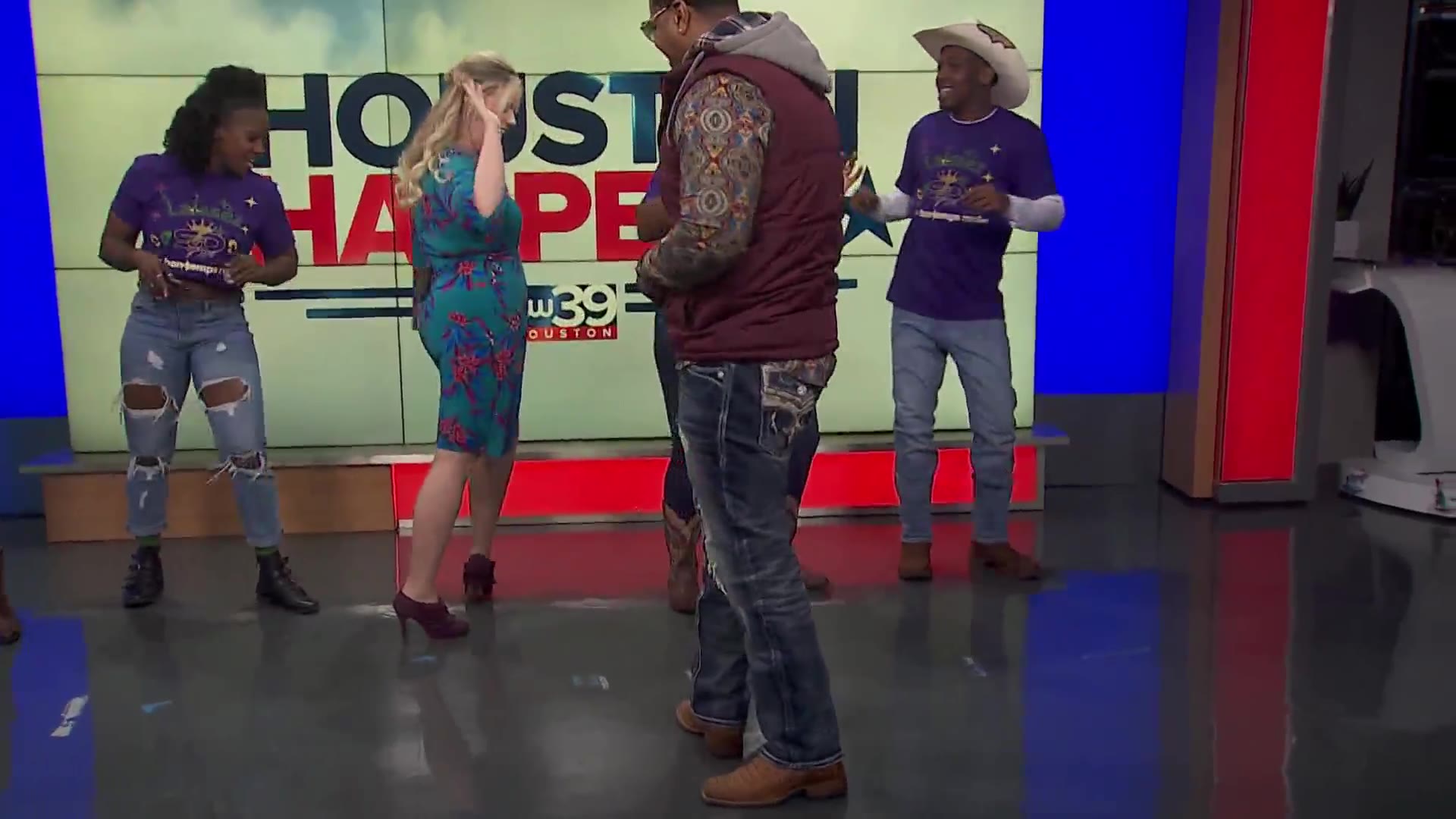 Houston Happens Fat Tuesday Party – CW39 Houston