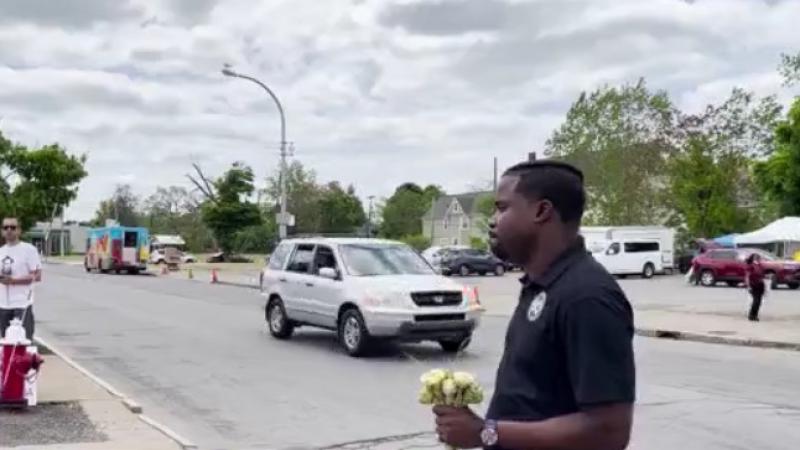 JA Moore visits Buffalo – WCBD News 2