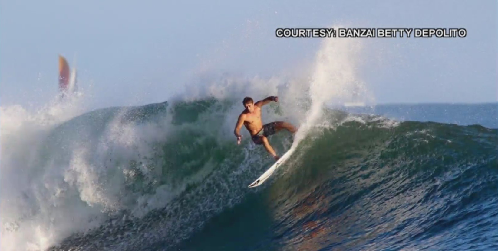 Koa doing his thing out at Ala Moana Bowls – KHON2