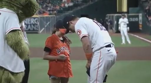 Uvalde shooting survivor throws 1st pitch at Houston Astros game ...