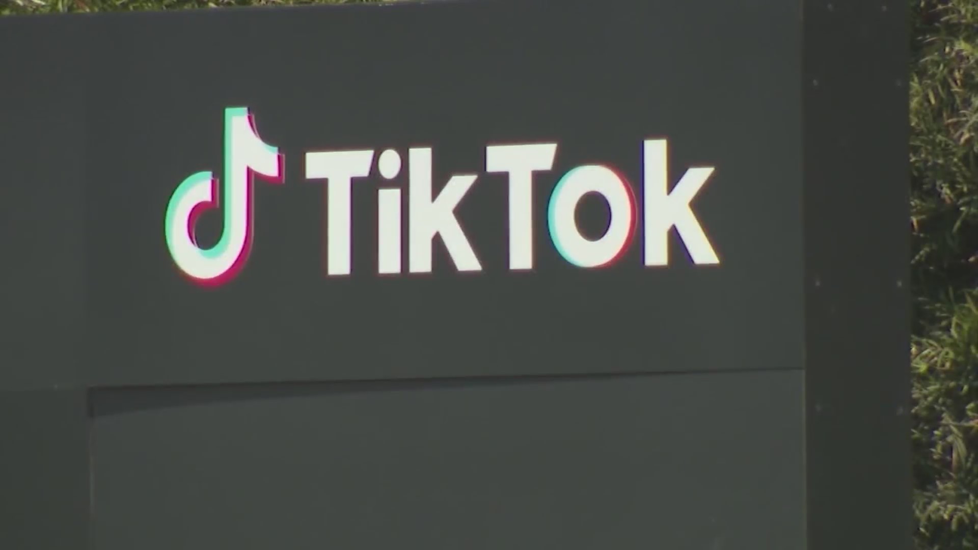 Johnson County will restrict TikTok on county devices – FOX 4 Kansas ...