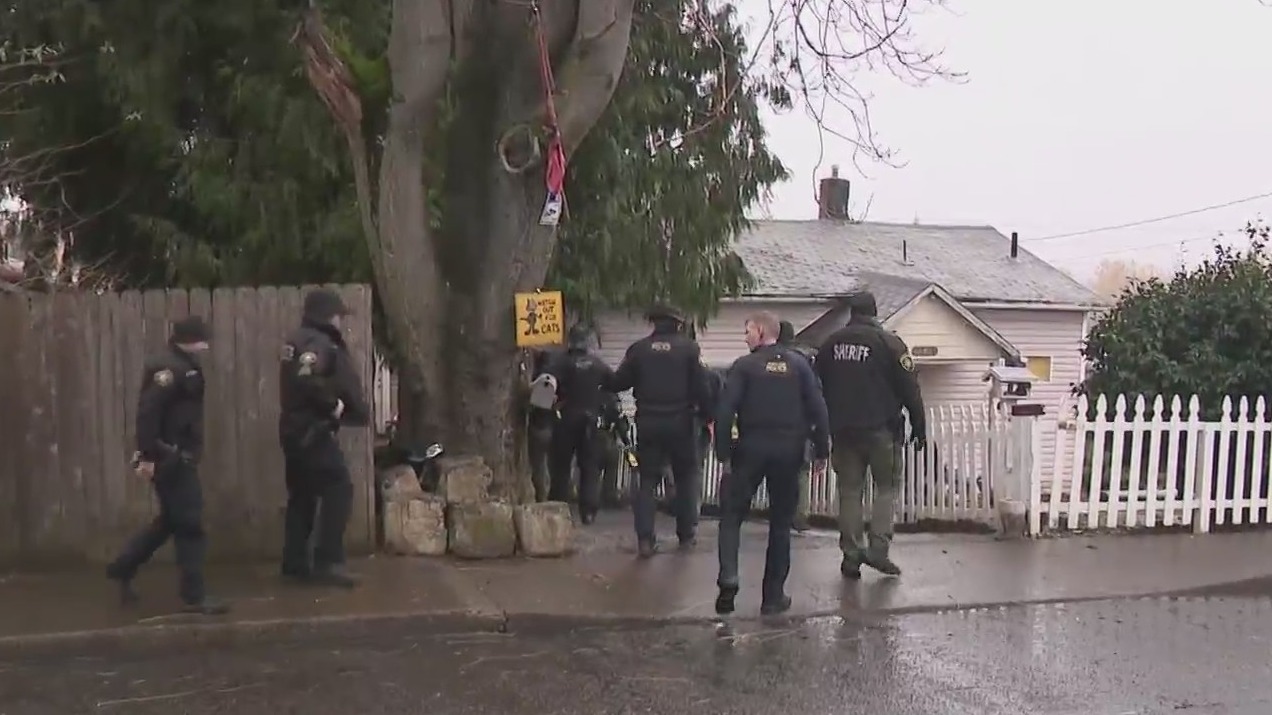 Eviction notice served for ‘notorious’ Hendon House – KOIN.com