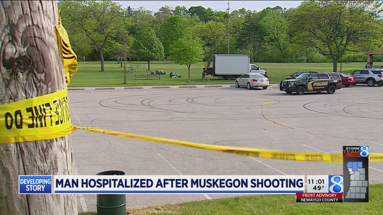 Police: One hospitalized, no arrests after Muskegon shooting – WOODTV.com