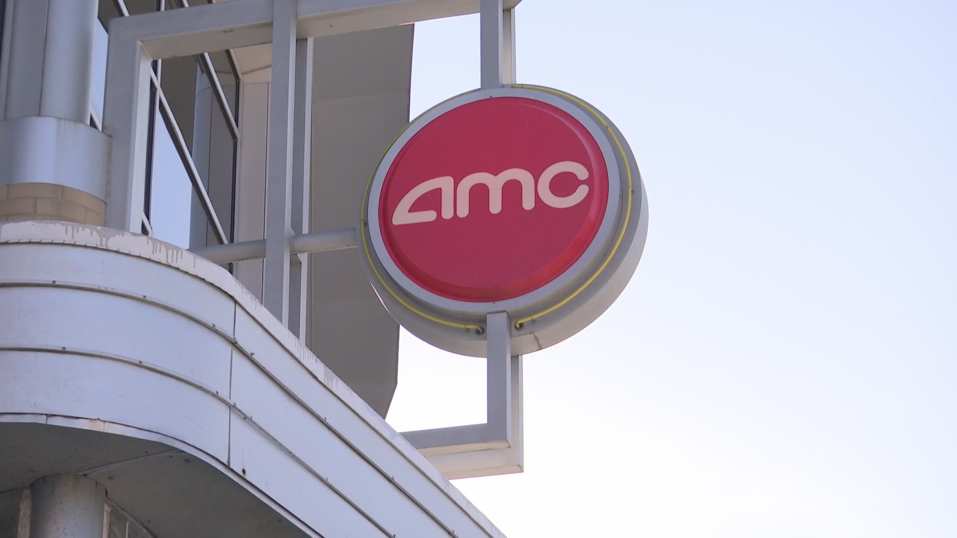 AMC hosts ‘No Shush’ dementia-friendly screening of Christmas classic ...