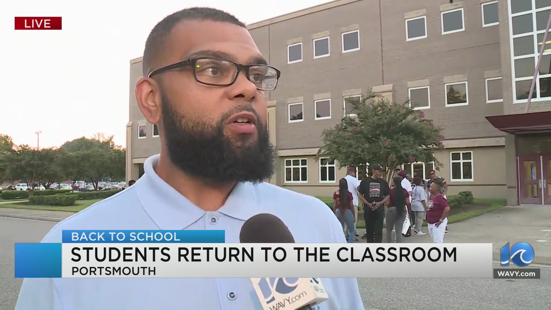 Councilman Tillage Jr. and IC Norcom alumni greet students on first day ...