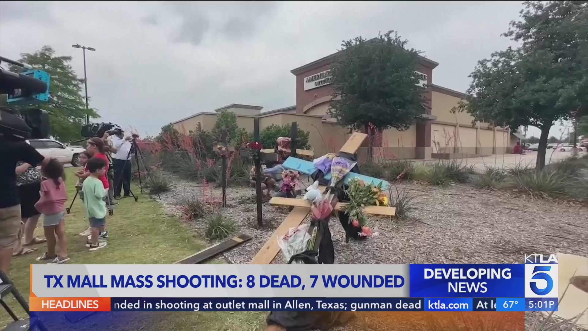 Police: 8 killed in Texas mall shooting, gunman also dead – KTLA