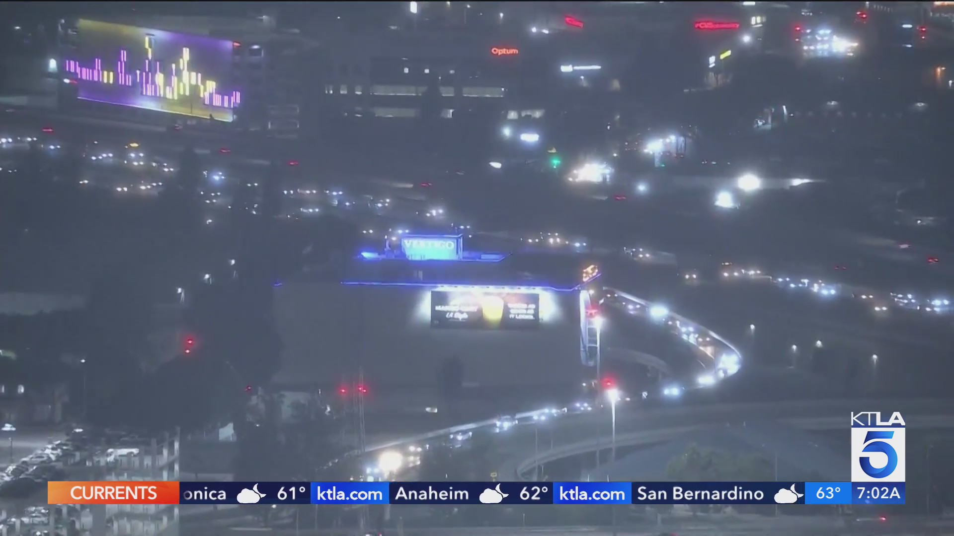 Traffic nightmare continues as 10 Freeway remains closed during busy ...