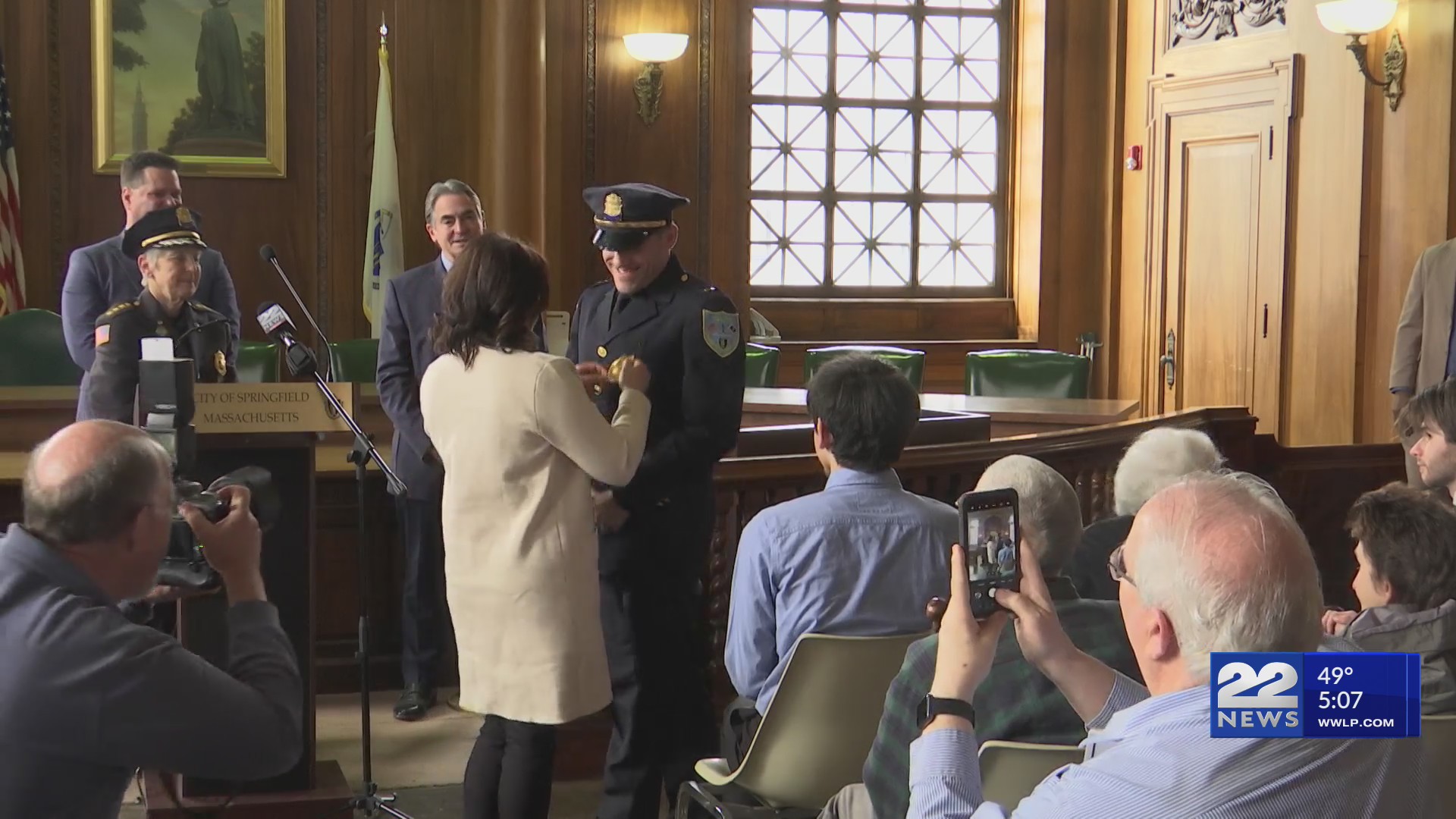 Springfield police promote 3 new Lieutenants, 2 new Sergeants – WWLP