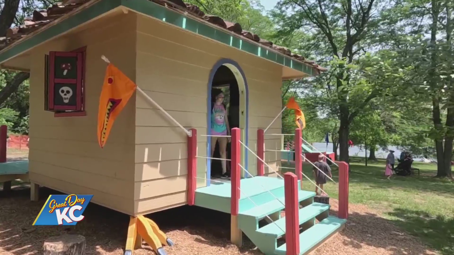 Powell Gardens ‘Fortopia’ Invites You To Explore A Land Of Forts! – FOX ...