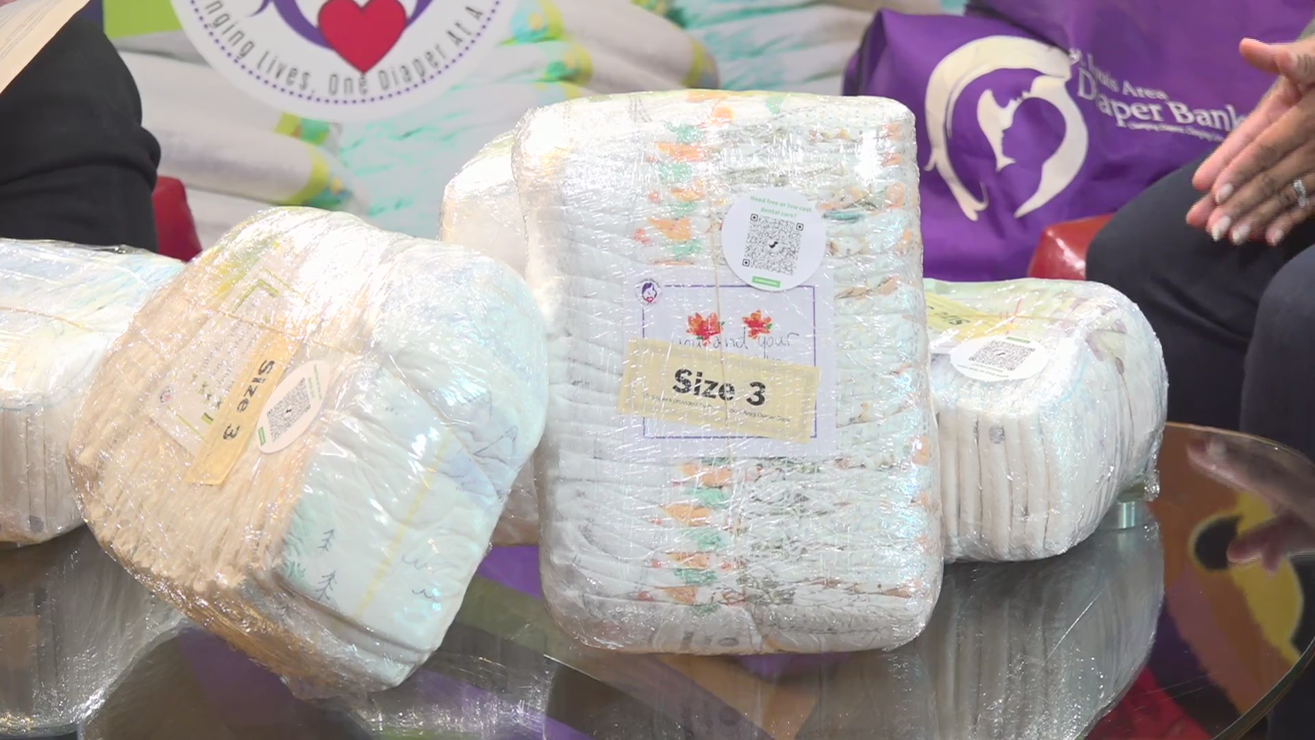 St. Louis Area Diaper Bank holds first Diaper Blowout Drive-Thru – FOX 2