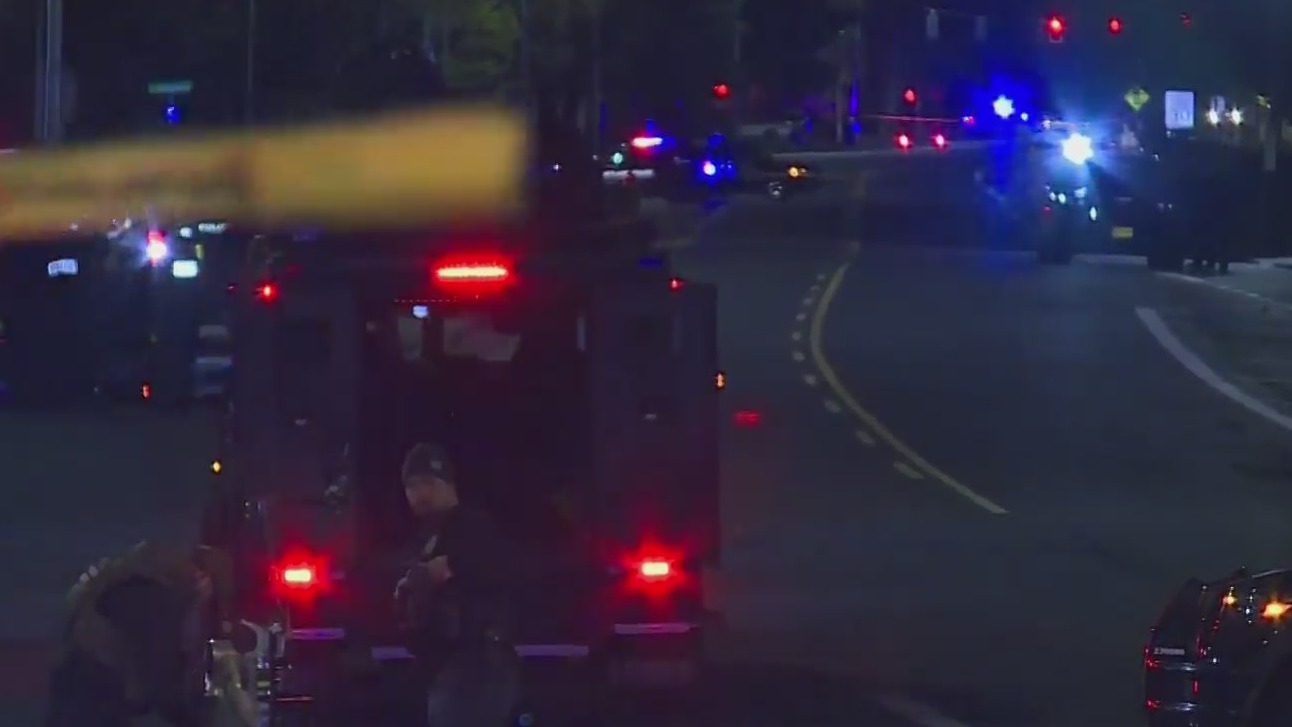 PPB respond to Southeast Portland active shooter, shelter in place ...