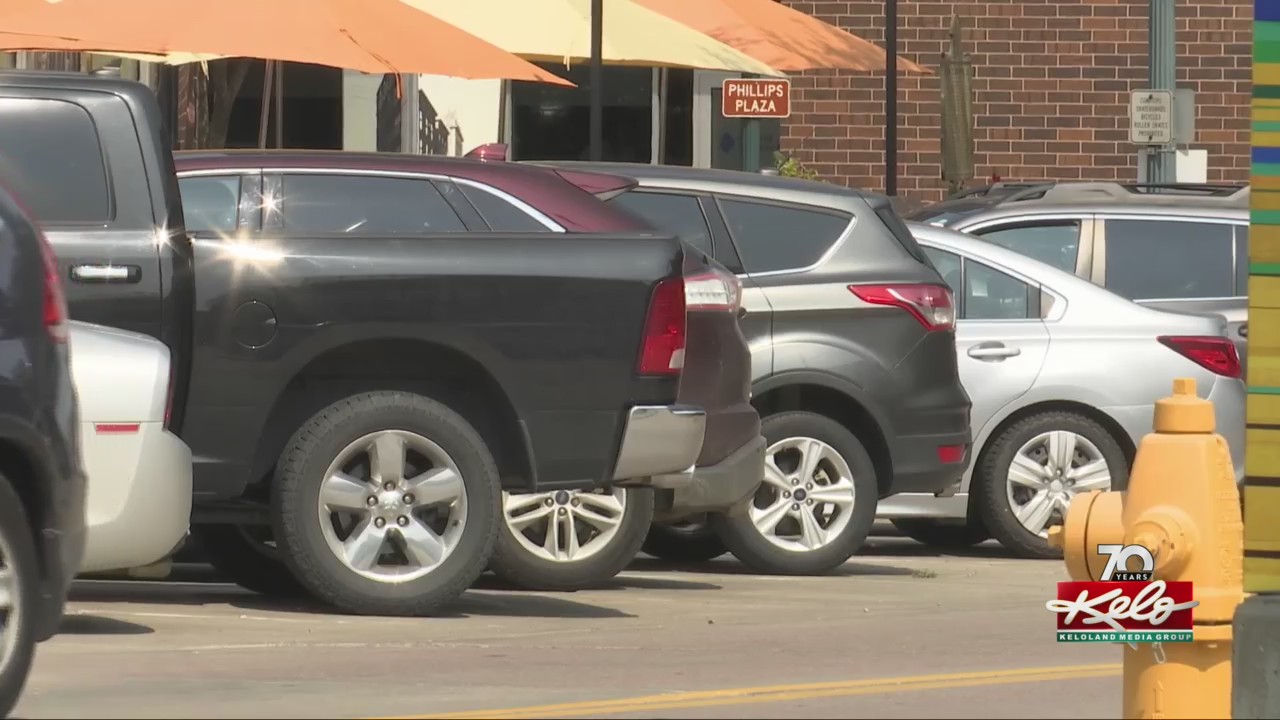 Shared spaces part of downtown Sioux Falls parking changes – KELOLAND.com