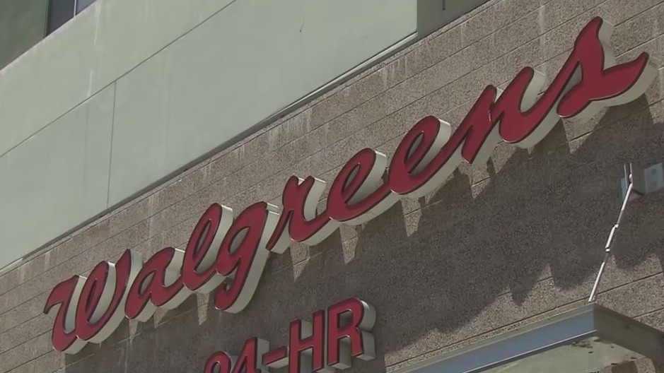 Employees stage walkout at Walgreens over staffing shortages – PIX11
