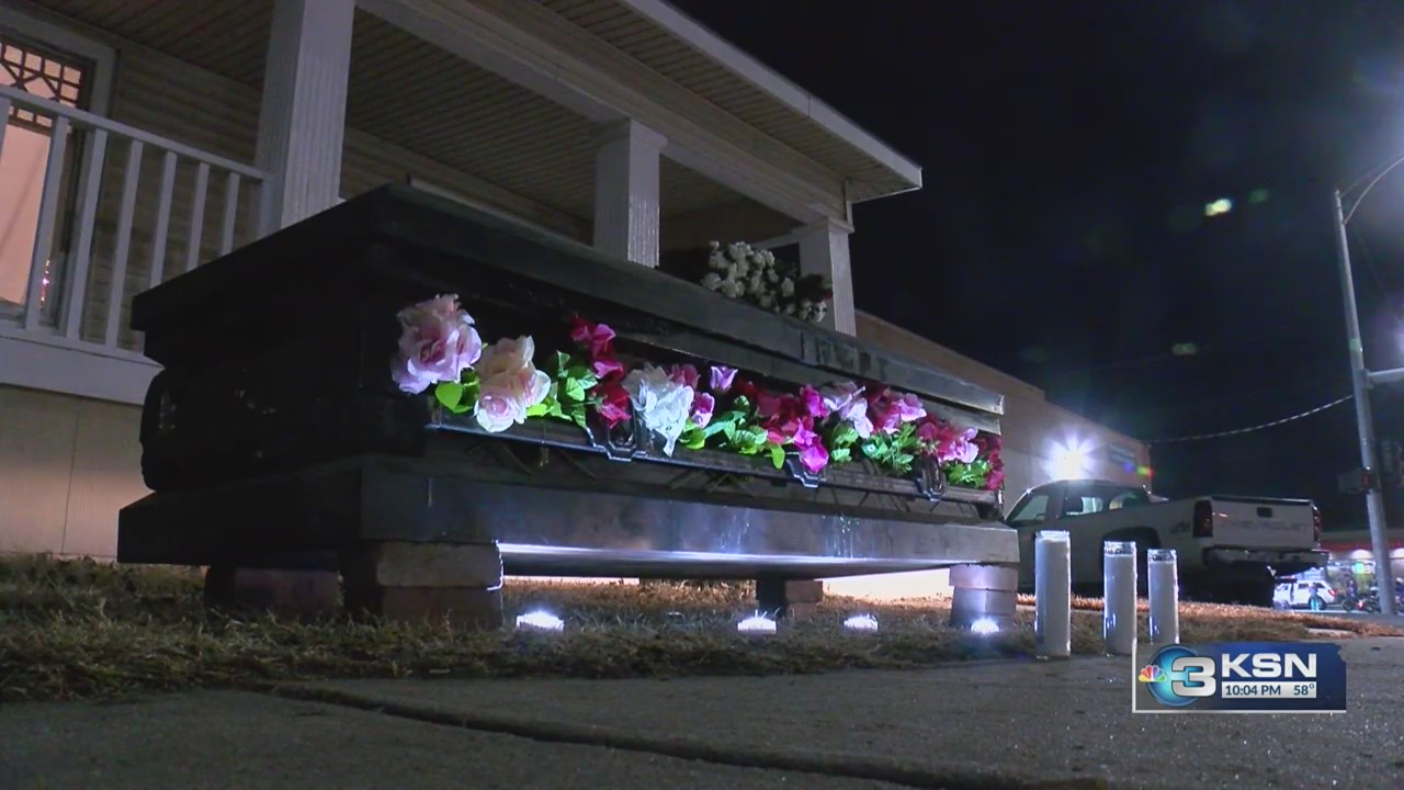 Vigil held on the 5 year anniversary of Andrew Finch’s death – KSN-TV