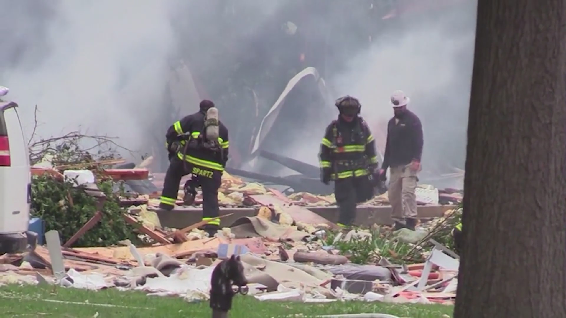 Illinois house destroyed in massive explosion – MyStateline | WTVO News ...