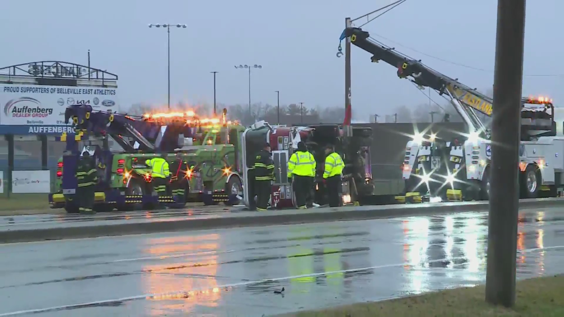 Fire truck crashes in Belleville, Illinois – FOX 2