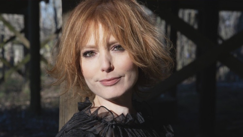 Catching up with singer and actor Alicia Witt – PIX11