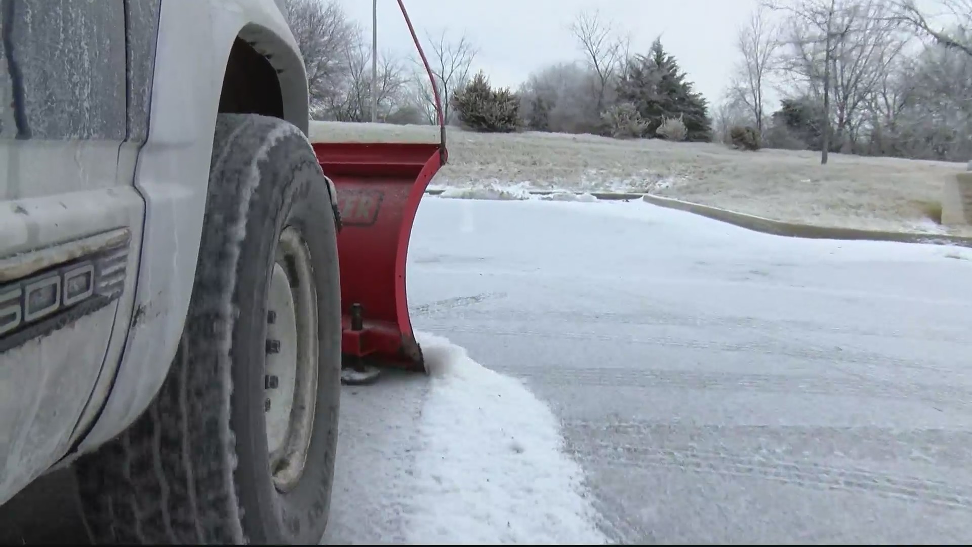 SPRINGFIELD SNOW PLOWING CREWS HELPING CLEAR STREETS AND LOTS FOR ...
