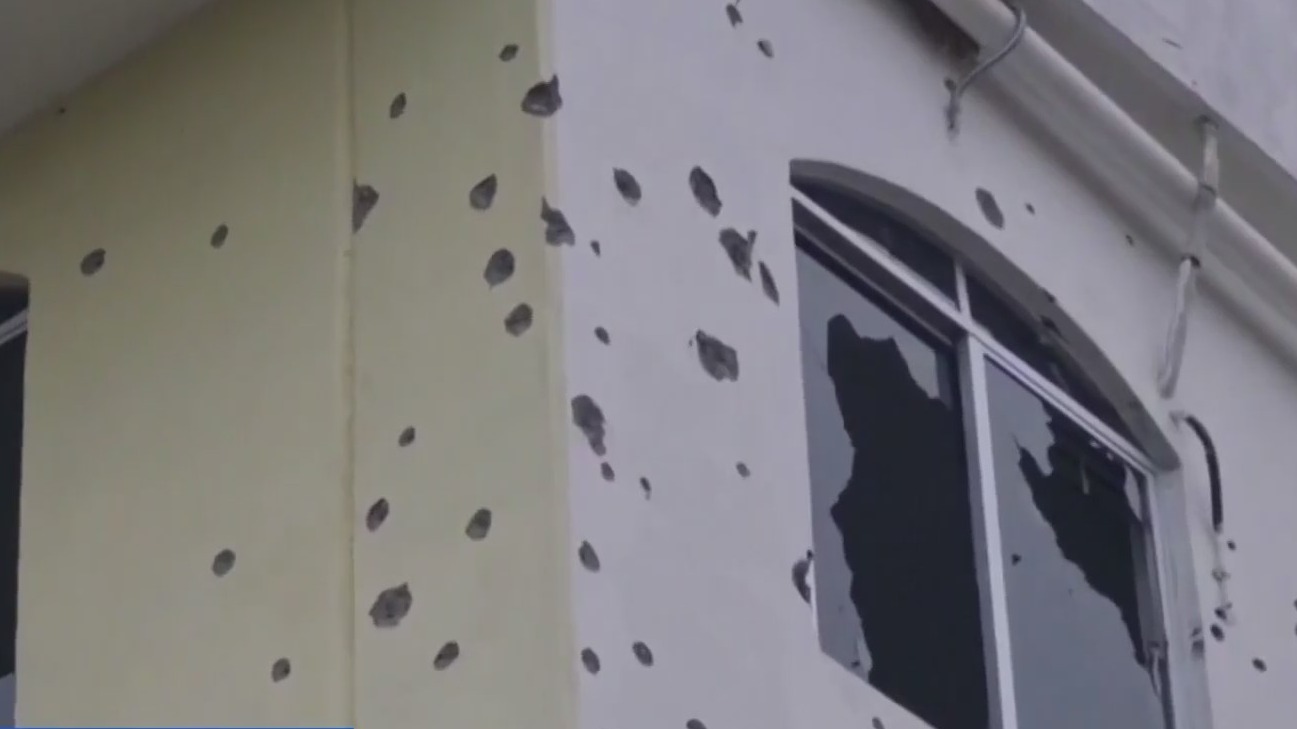 Cartel violence: Human remains hanging from bridge in Mexico ...