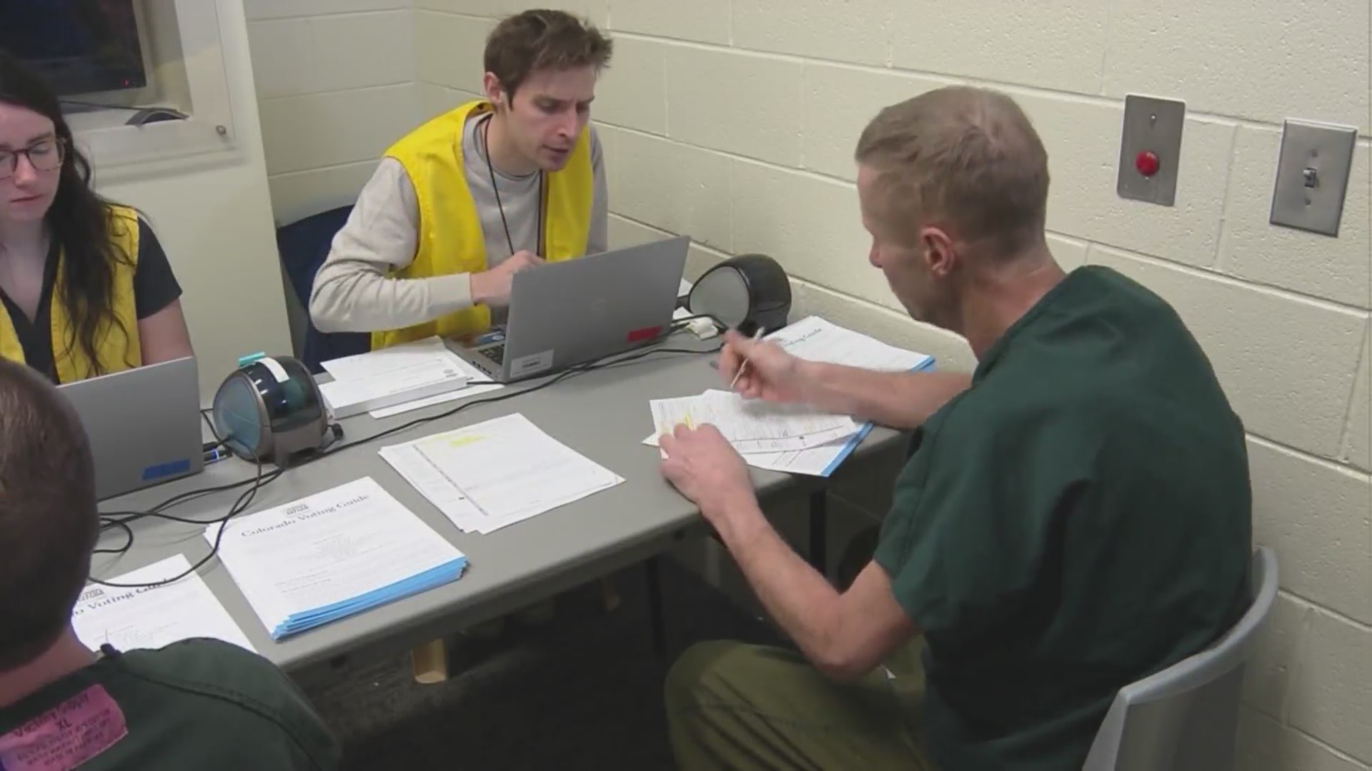 Denver inmates given opportunity to vote while in jail – FOX31 Denver