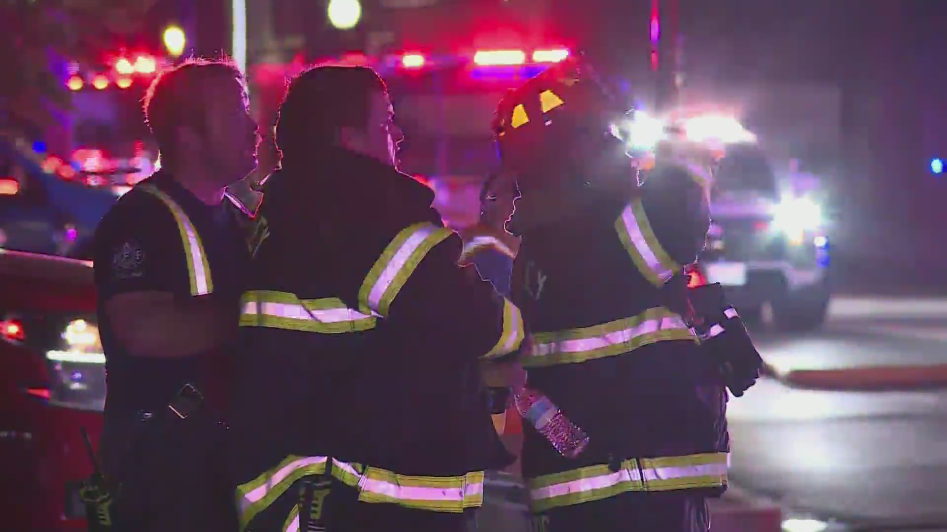 St. Louis firefighters battle heat exhaustion and flames amid heat wave ...