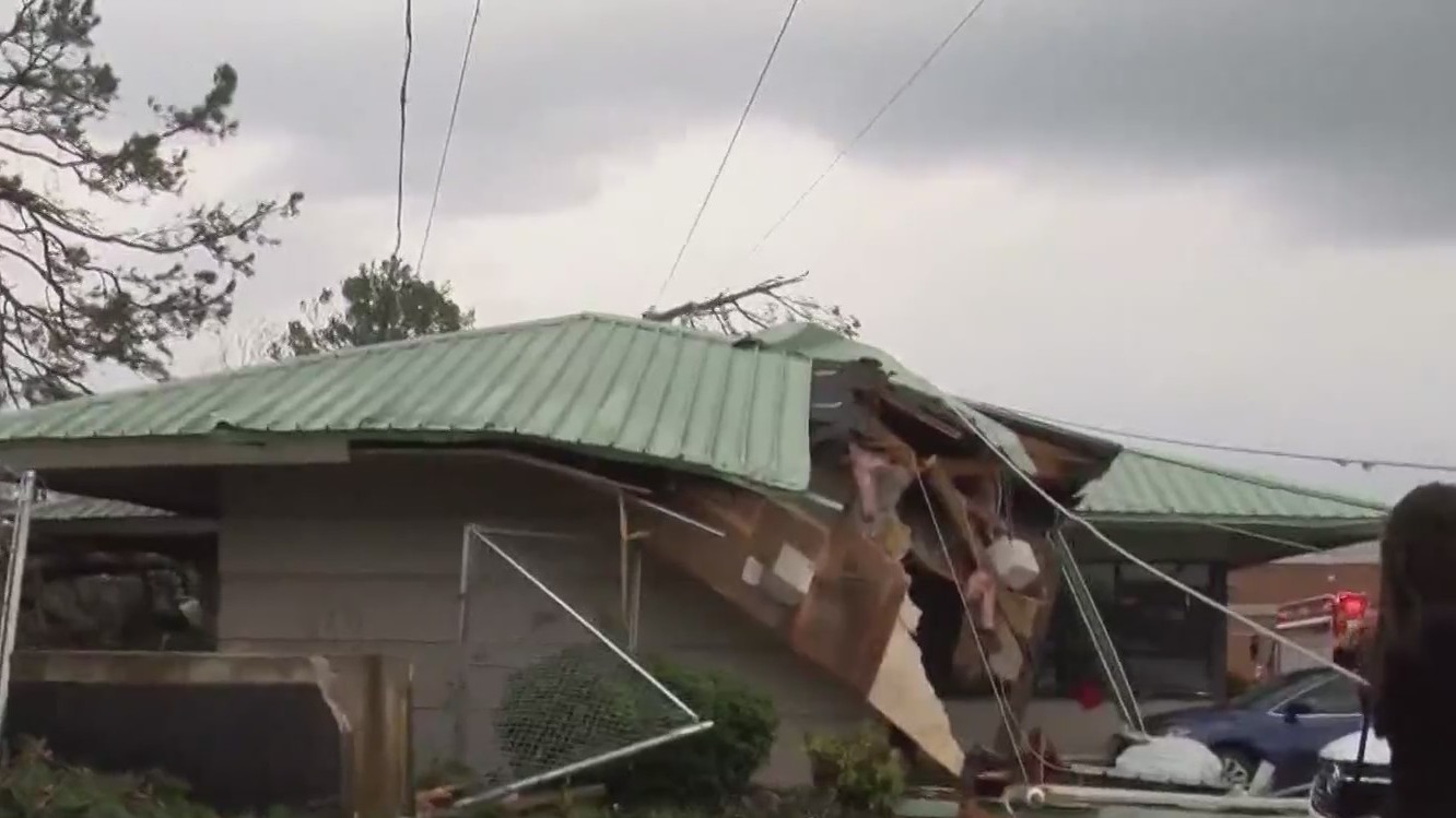 ‘Keep the faith’: Arkansas church destroyed by tornado holds Sunday ...