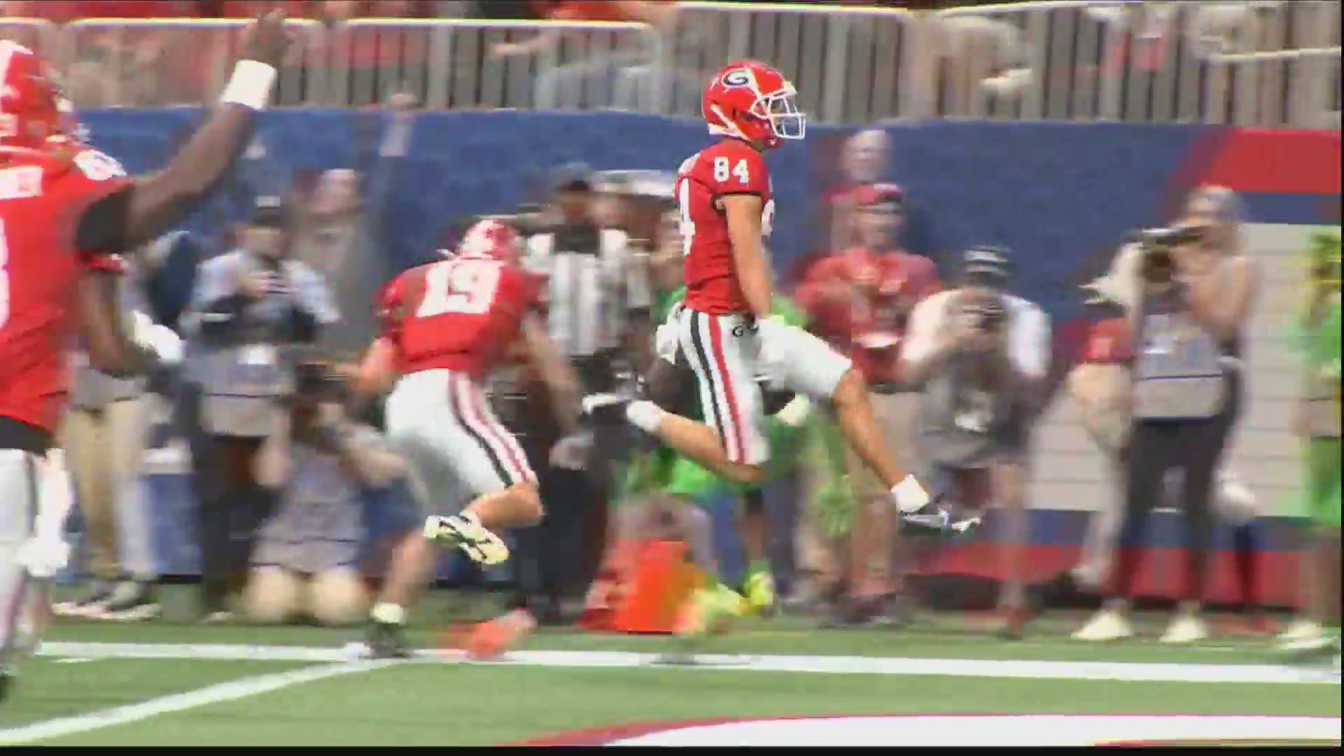 Georgia crushes Oregon in Chik-Fil-A Kickoff – WSAV-TV