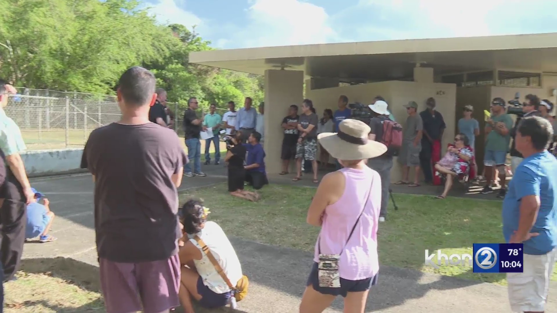 Kalihi residents calling for action after they say homeless encampment ...