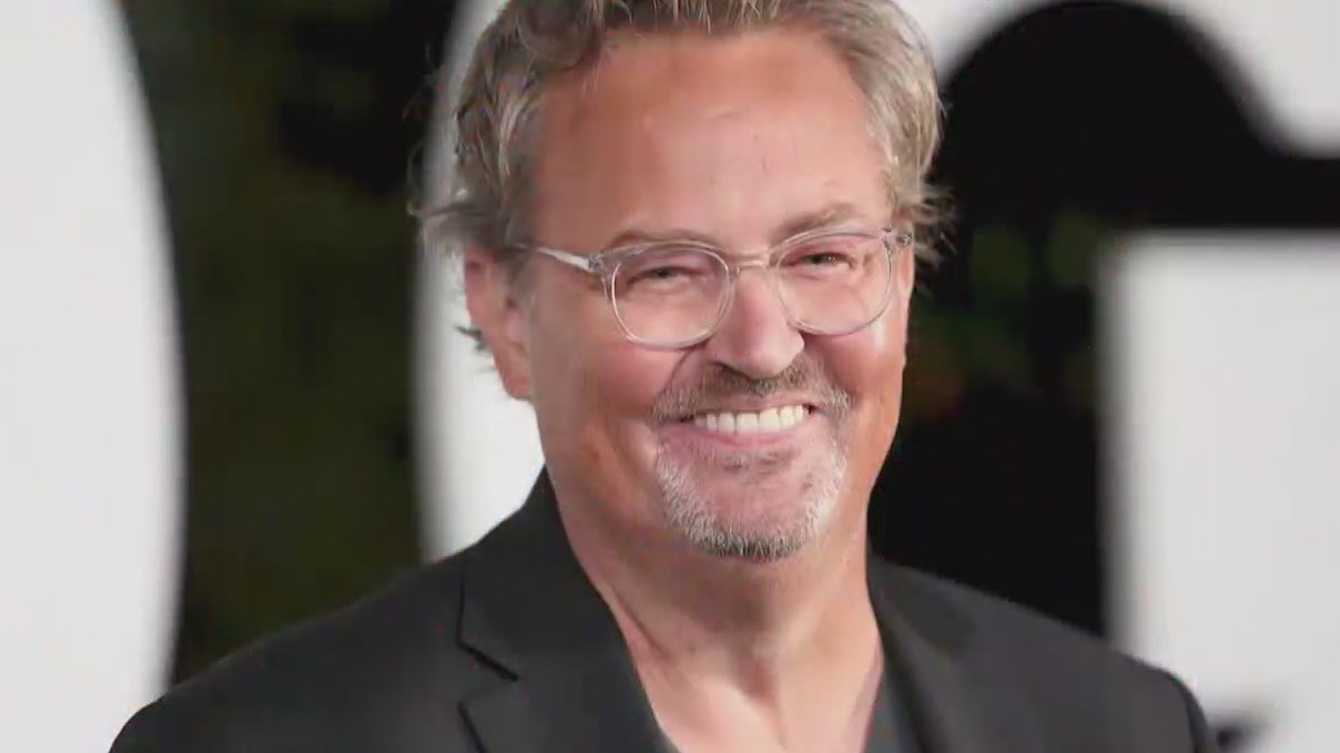Abrams: Anti-vaccine conspiracists quick to blame Matthew Perry’s death ...