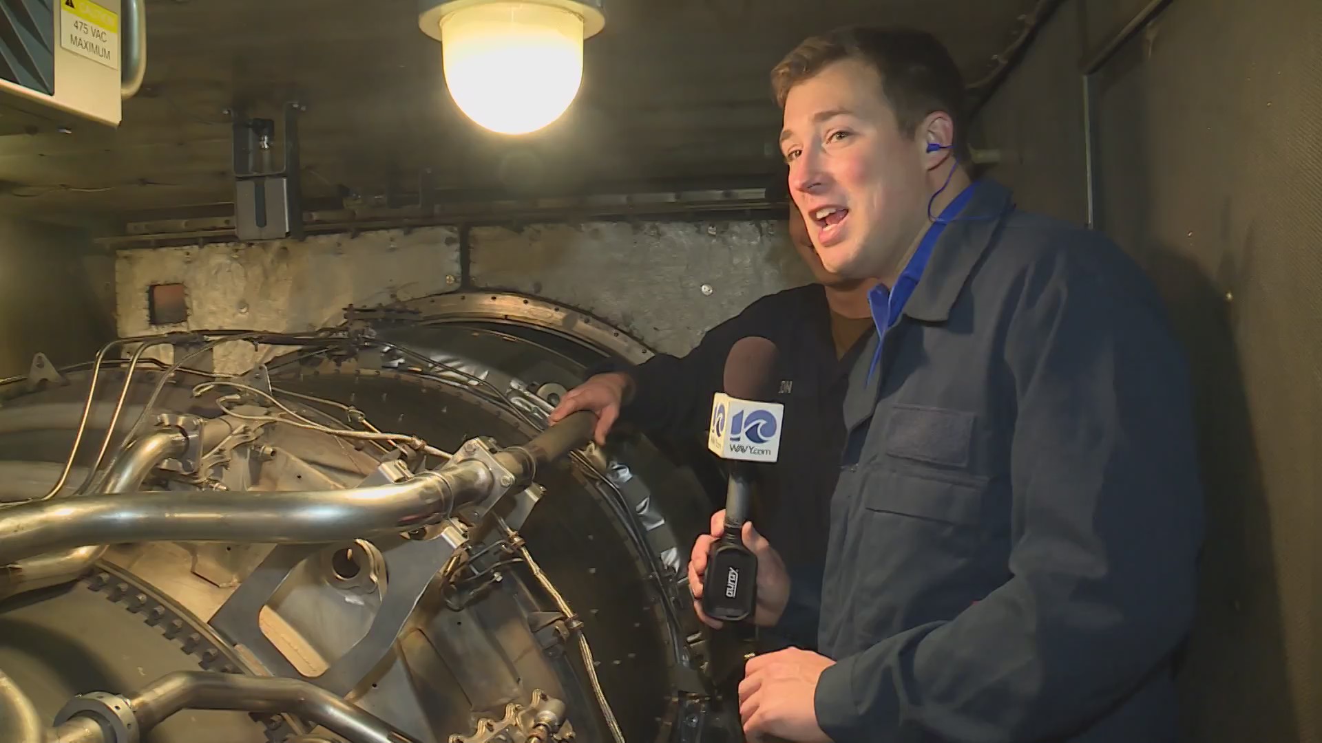 WAVY’s Navy Ship Salute: USS Oscar Austin engine room – WAVY.com