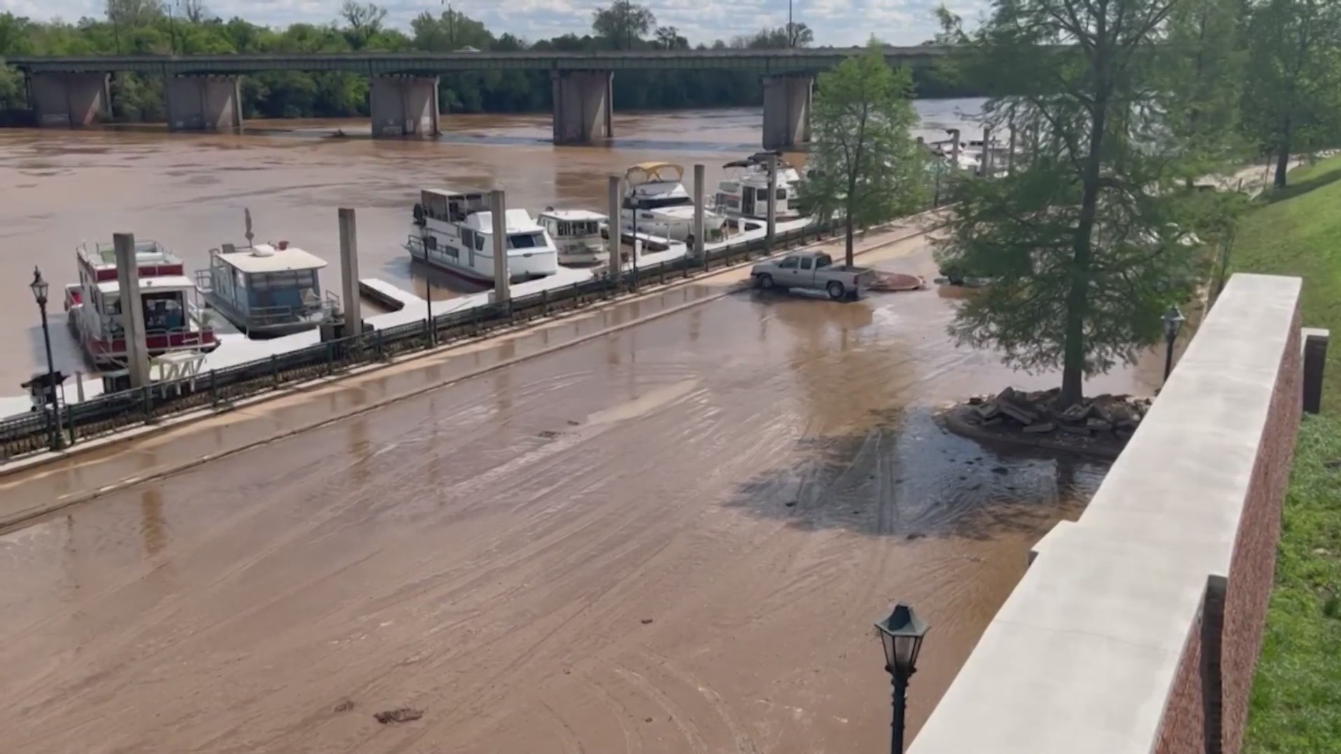 Some parts of North Augusta Greeneway underwater from flooding – WJBF