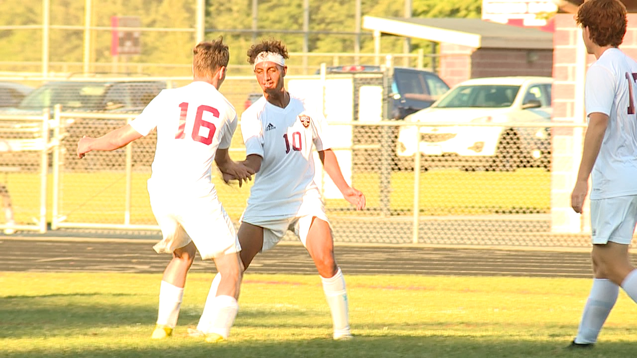 Offense runs wild as LaBrae and Liberty play to draw – WKBN.com