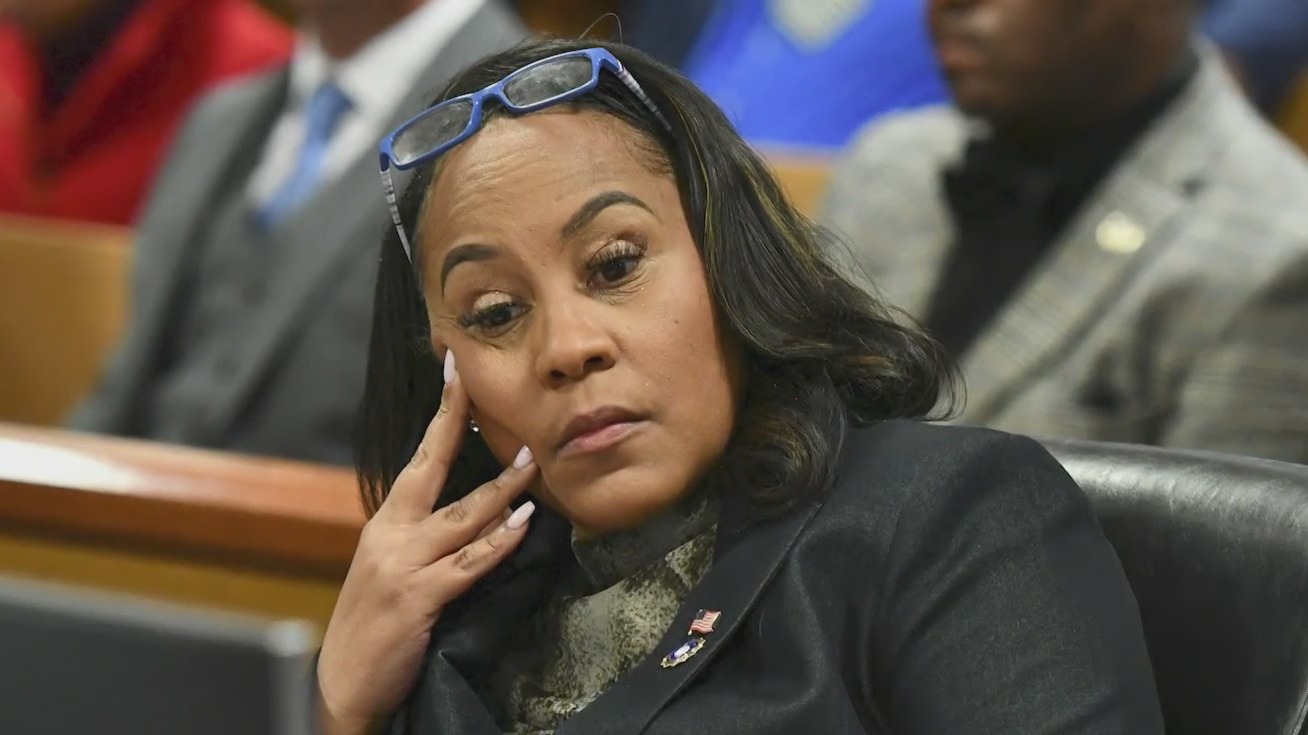 Fani Willis acknowledges ‘personal relationship’ with top Trump ...