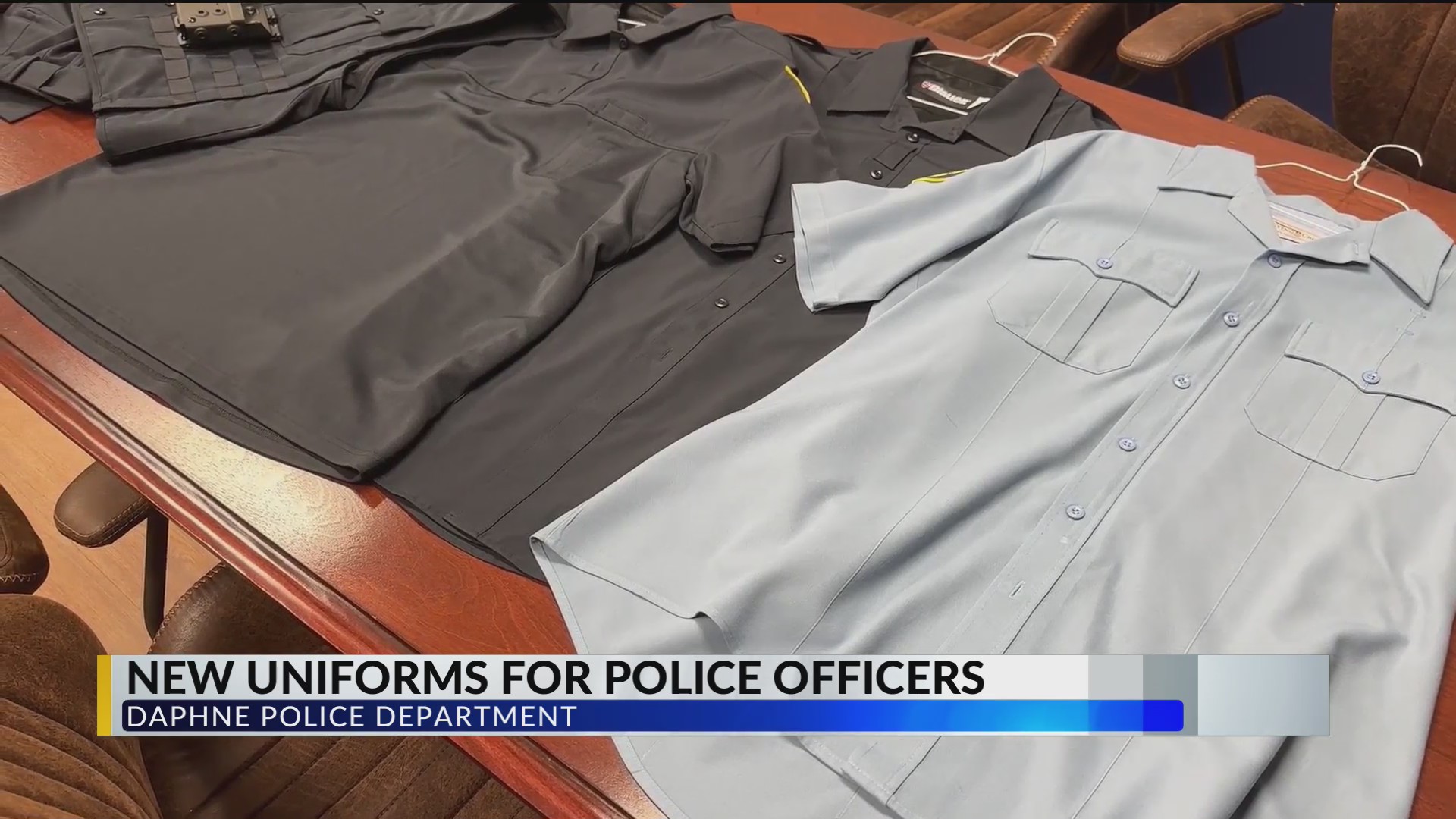 Daphne police officers swap old uniforms for new look – WKRG News 5
