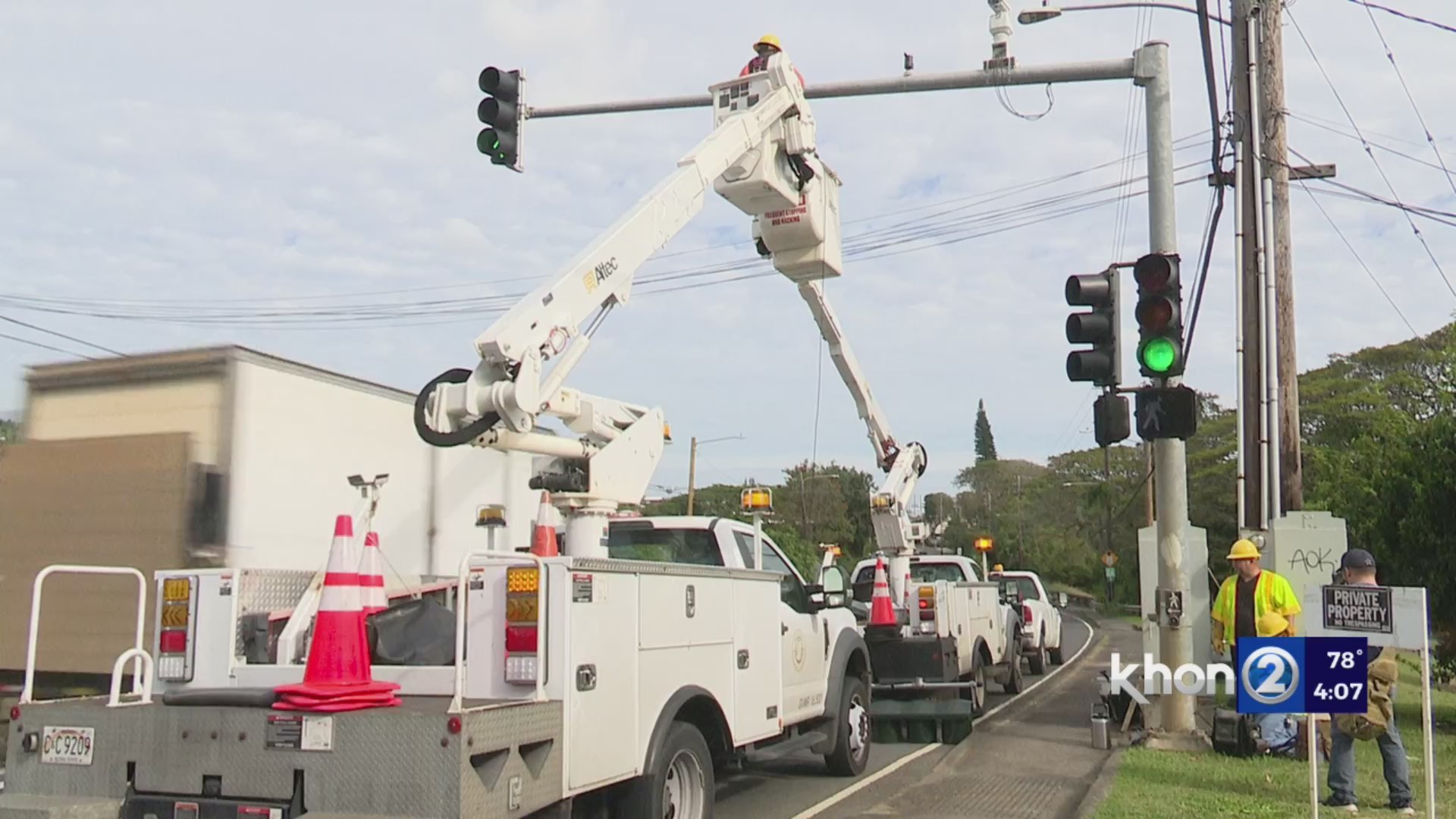 City needs help inspecting traffic light poles – KHON2
