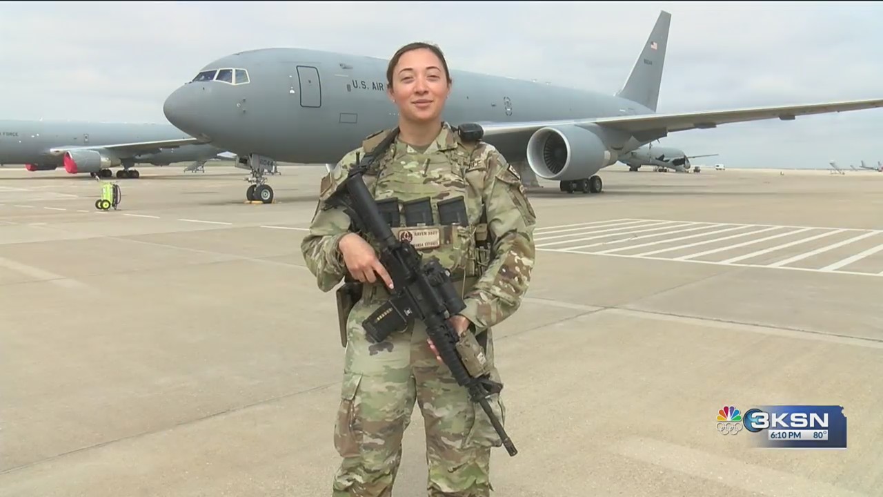 McConnell AFB recognizes first female Raven – KSN-TV