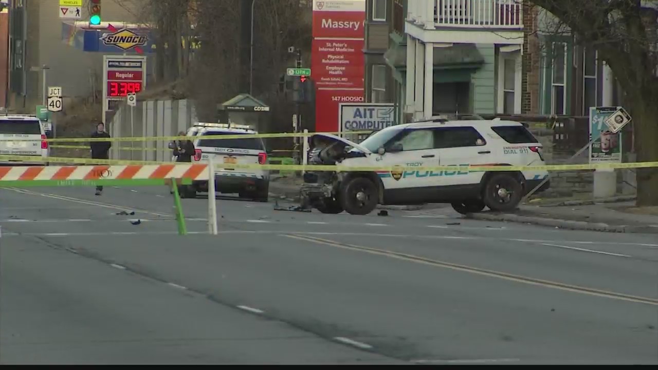 Deadly crash involving Troy police cruiser – NEWS10 ABC