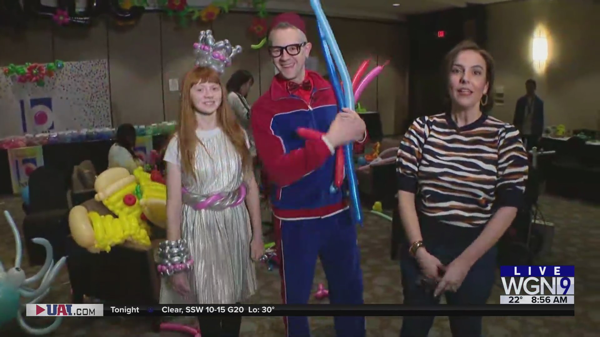Around Town – Twist and Shout Balloon Artist Convention – WGN-TV