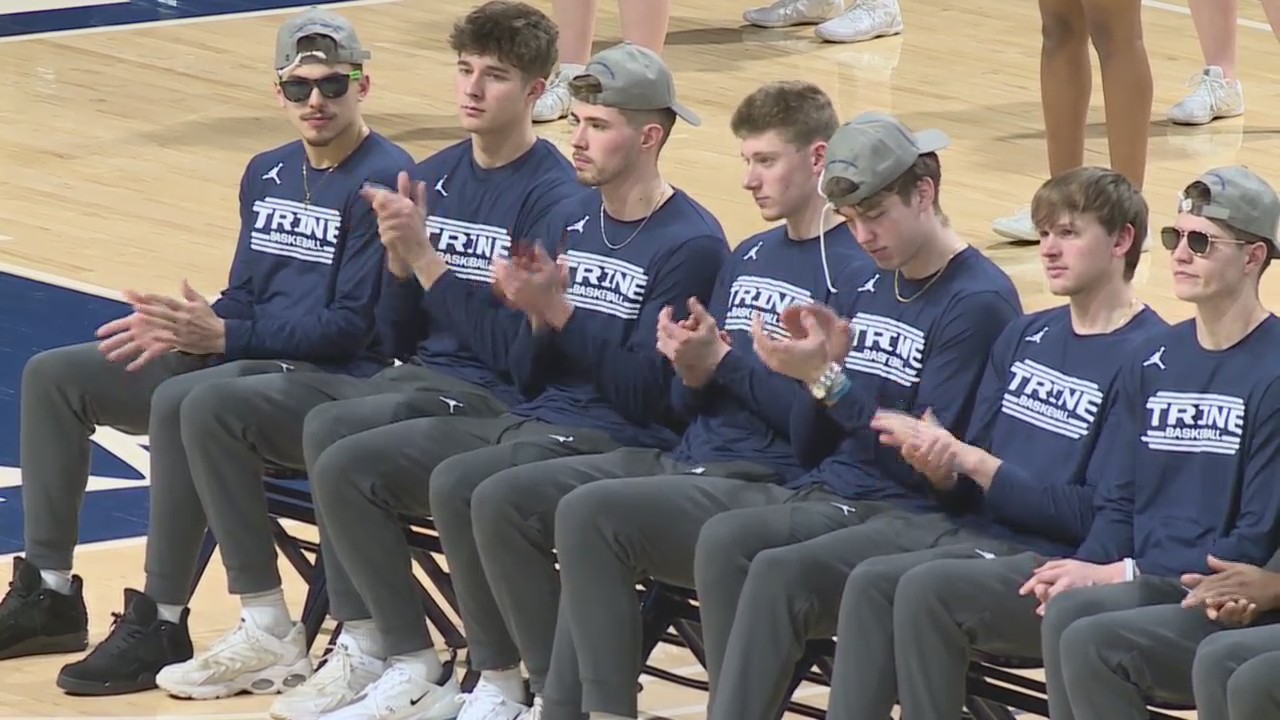 Trine celebrates DIII national title in men’s basketball at MTI Center ...