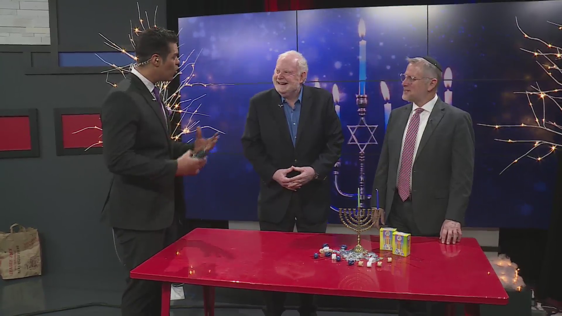 Schnucks Ladue Crossing Hanukkah celebration preview – FOX 2